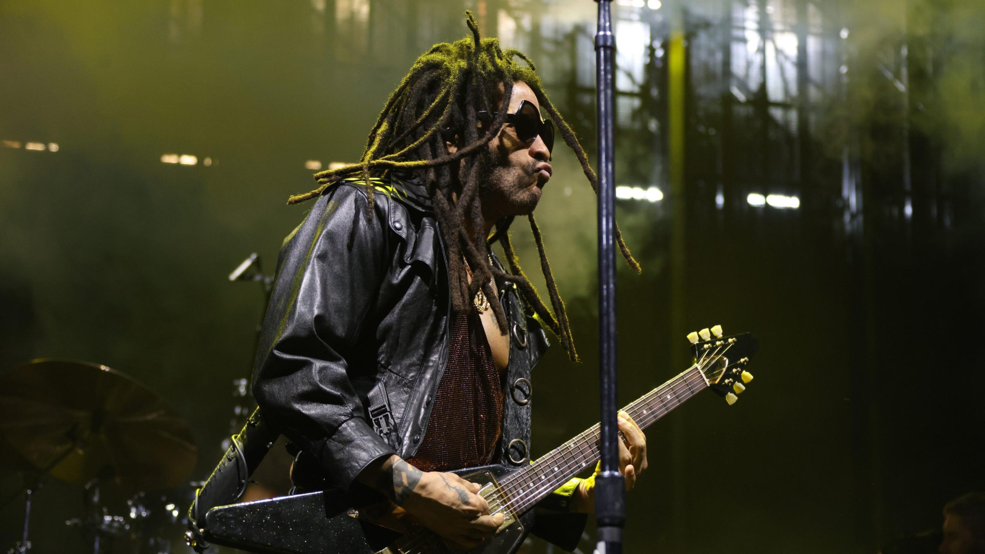 Lenny Kravitz y su inesperado encuentro en la gira ‘Blue Electric Light ...