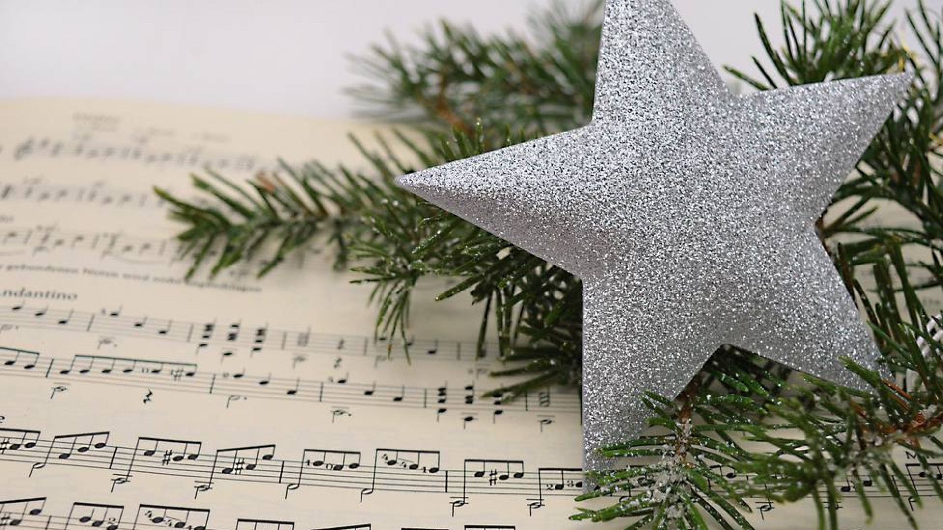 Recordamos cinco clásicos navideños del rock cuya historia deberías ...