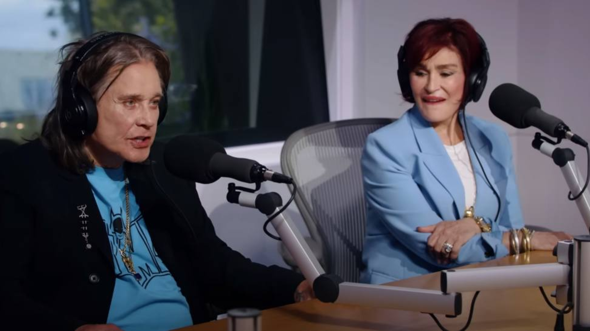 Sharon Osbourne reventó una guitarra de Randy Rhoads, guitarrista de ...