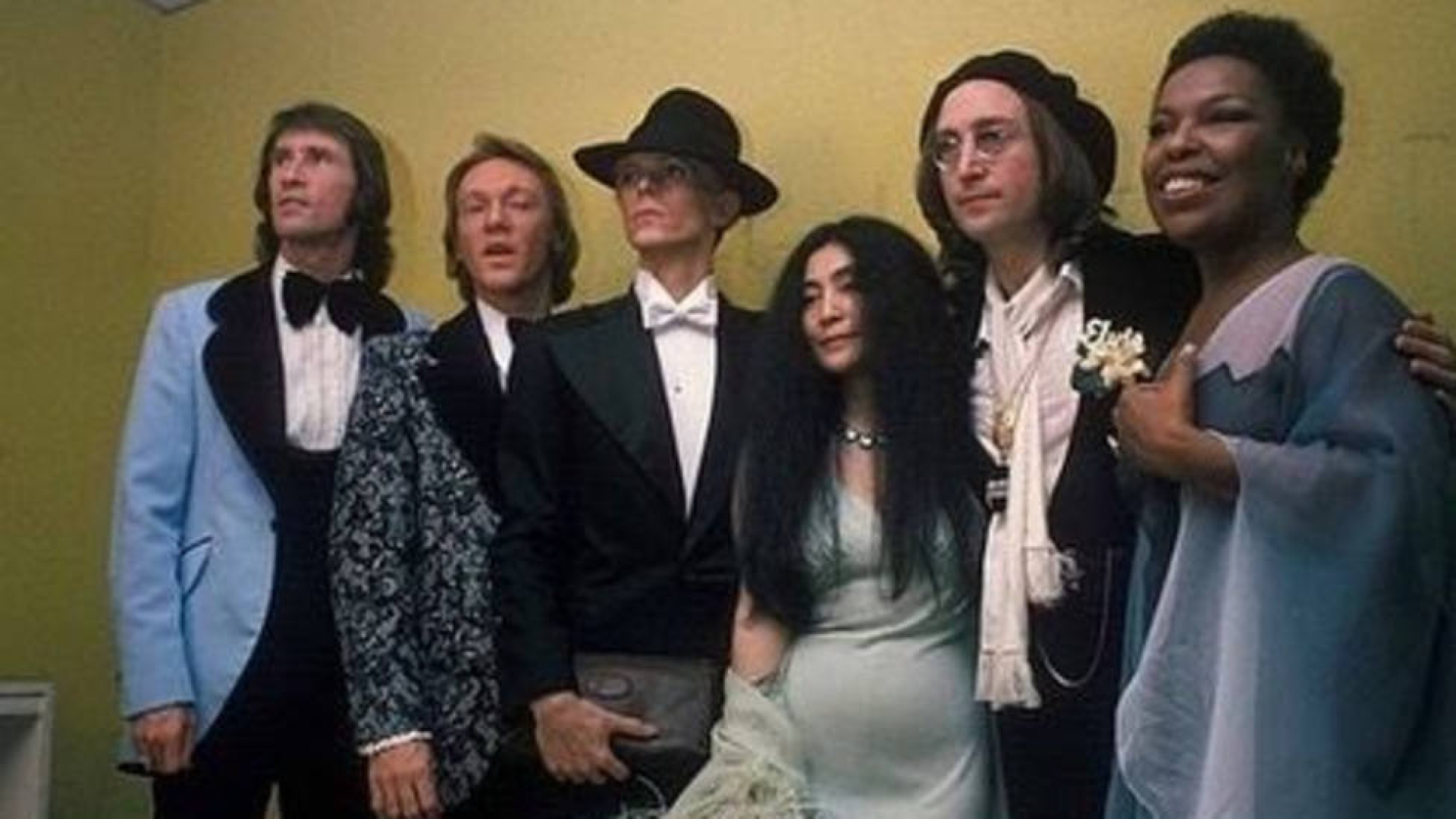 David Bowie, John Lennon y “una montaña de cocaína”: “Una imagen que ...