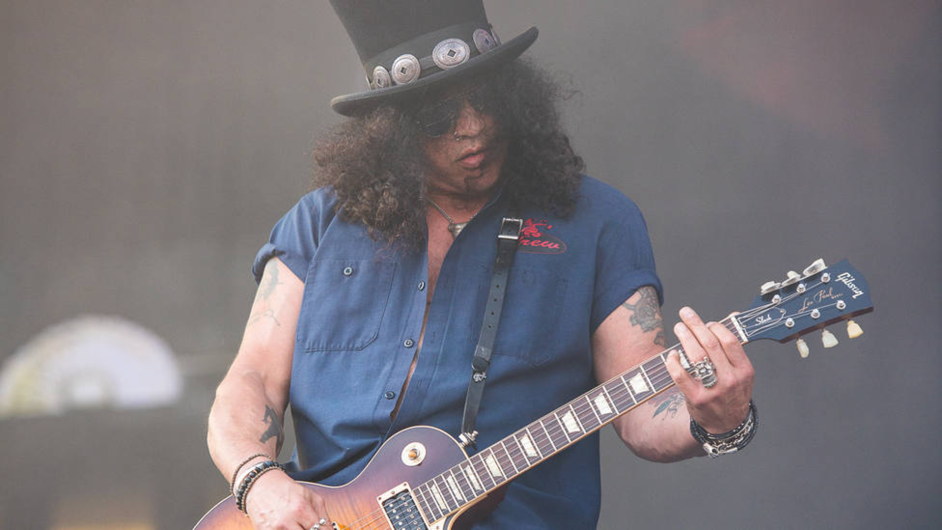 Así tocó Slash -rodeado de estrellas- "Whole Lotta Love" de Led ...