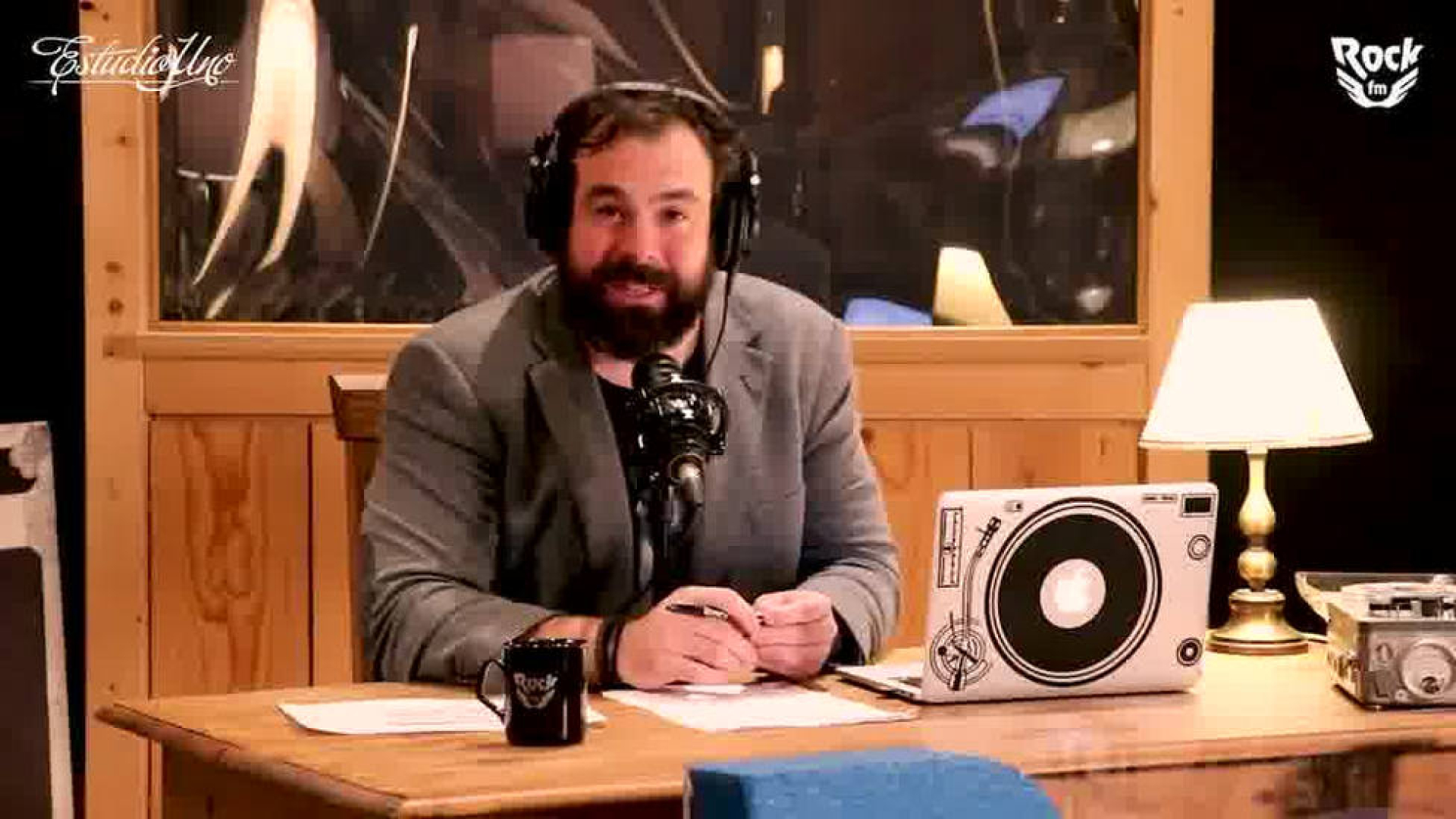 Celebramos el Día Mundial de la Radio, esta noche en RockFM Motel