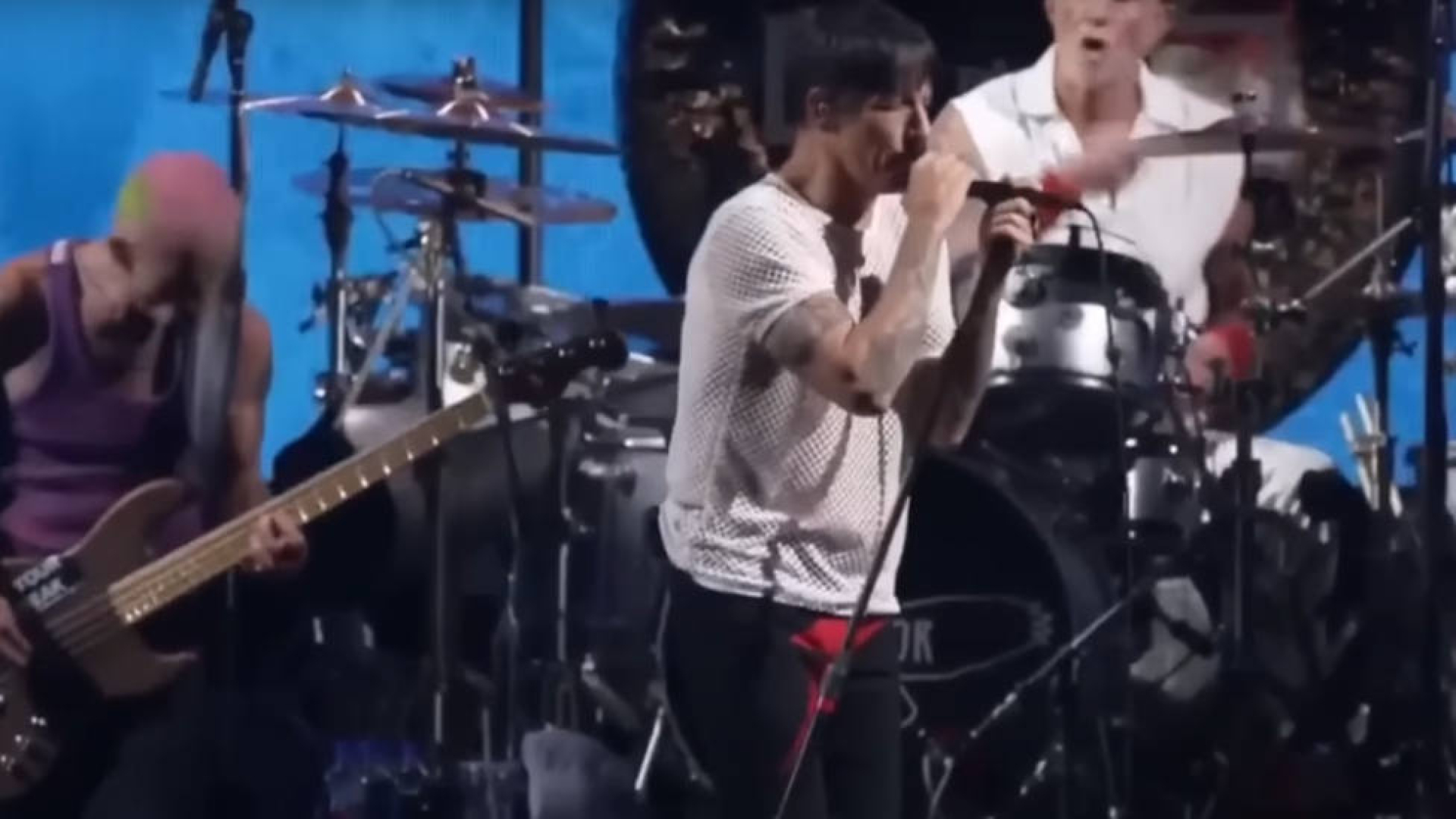 Así Suena Eddie” El Tributo De Red Hot Chili Peppers A Van Halen En