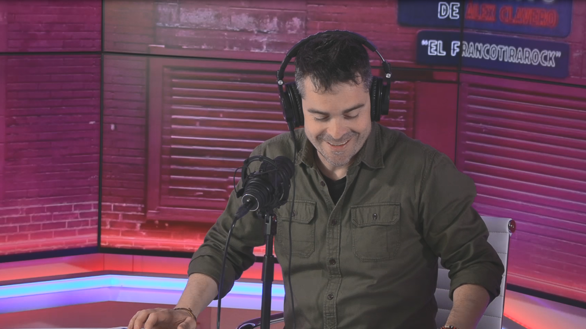 El Garito de Álex Clavero: elementos hablando sobre elementos