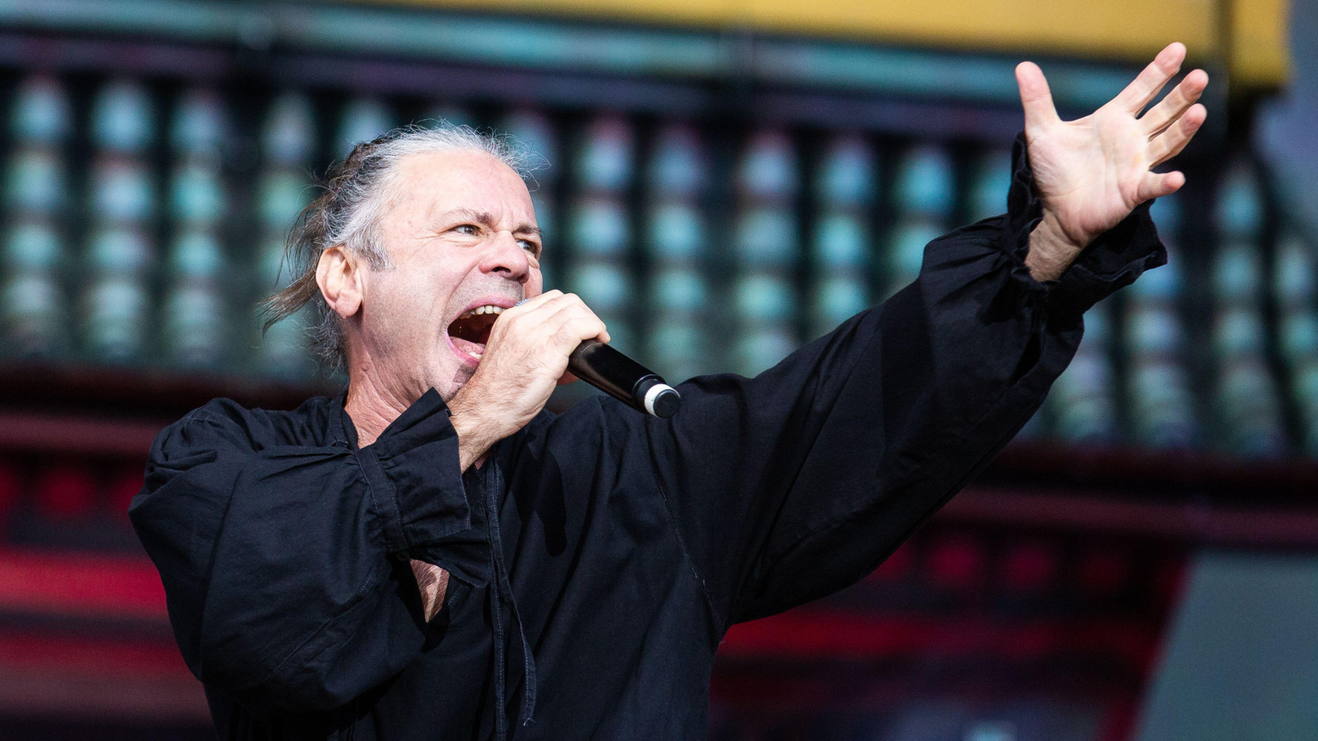 Bruce Dickinson es “mas heavie” con su banda en solitario que con Iron ...