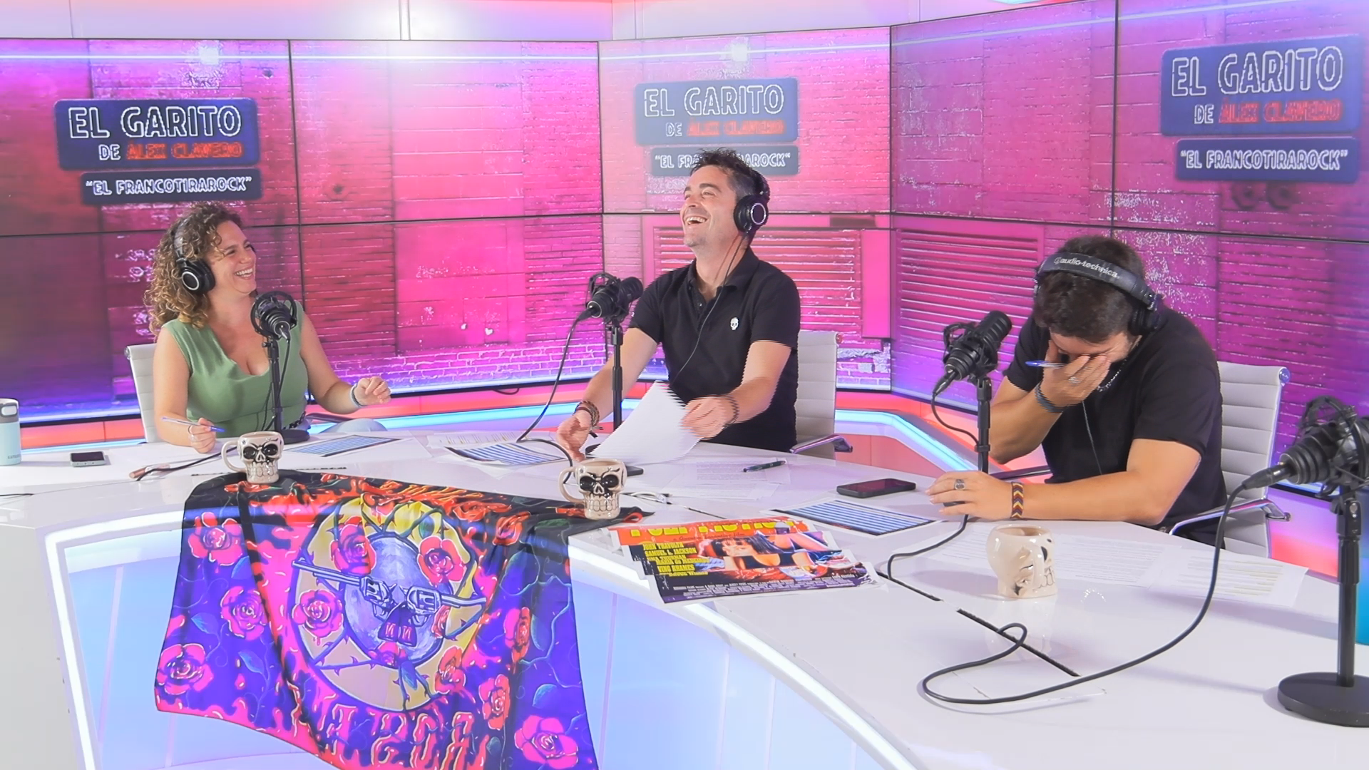 Vuelve el Garito de Álex Clavero hablando sobre... ¿vueltas?