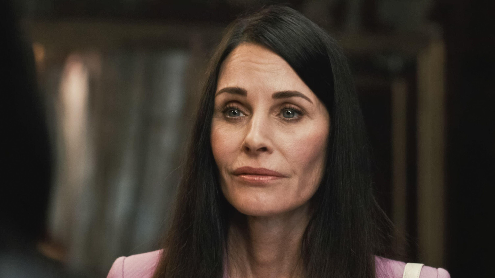 Así suena Courteney Cox (F.R.I.E.N.D.S.) tocando “Smells Like Teen Spirit” de Nirvana a la batería