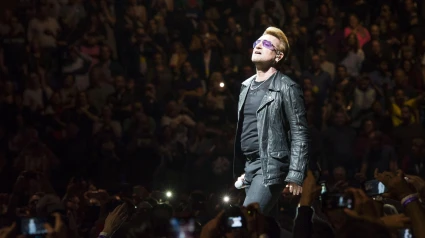 Bono celebra sus 66 años: descubre las 60 canciones que le salvaron la vida
